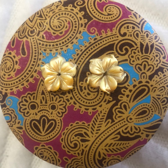 Jewelry | Yellow Pearl Factory Mother Of Pearl Earring Jackets | Poshmark